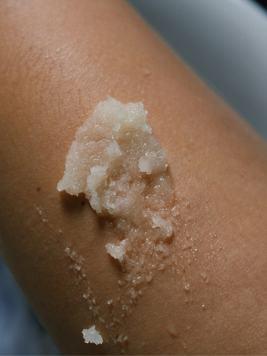 Rewitalizujący peeling cukrowy Body Scrub – Kokosek
